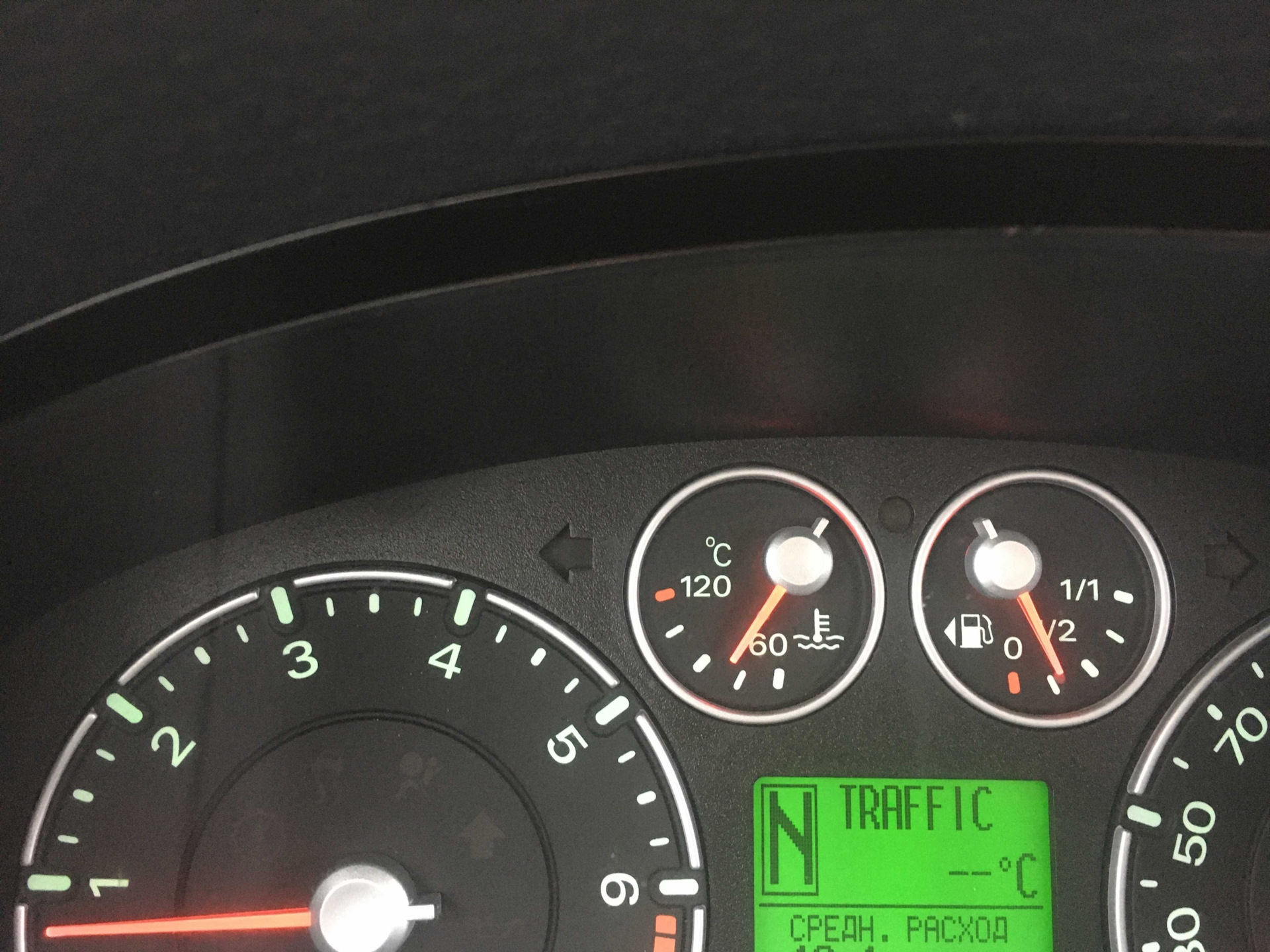 Установка термостата — Ford Fusion, 1,4 л, 2007 года | визит на сервис ...