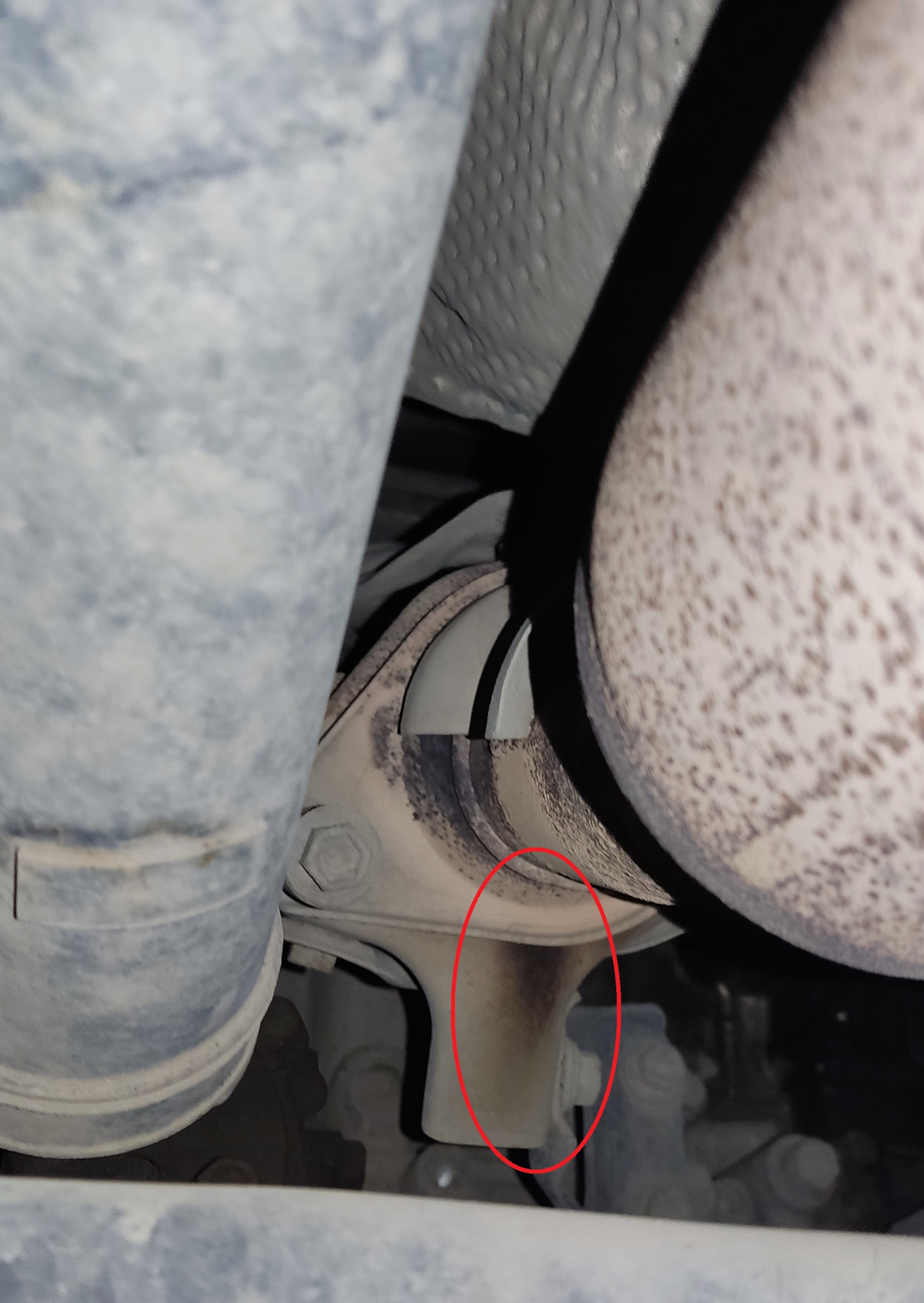 Замена пердящего кольца + масло ДВС — Toyota RAV4 (IV), 2 л, 2013 года ...