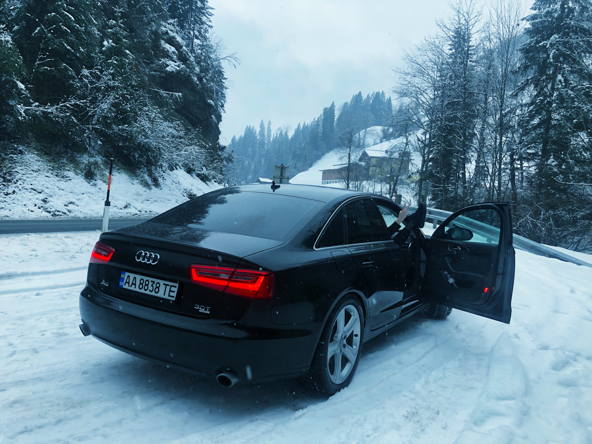 Зимние шины в нереальном размере, как для этой модели — Audi A6 (C7), 3 ...