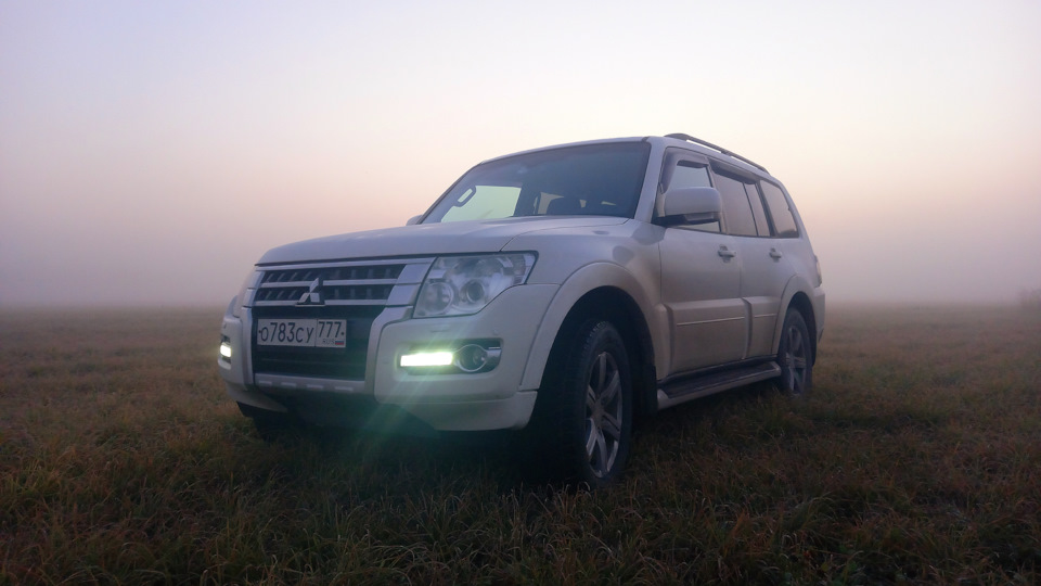 Mitsubishi Pajero (4G) 3.0 бензиновый 2015 | 3.0 WHITE BRICK на DRIVE2