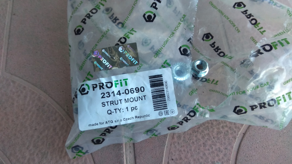 Замена зад.стоек — Toyota Corolla (90), 1,6 л, 1988 года | расходники ...