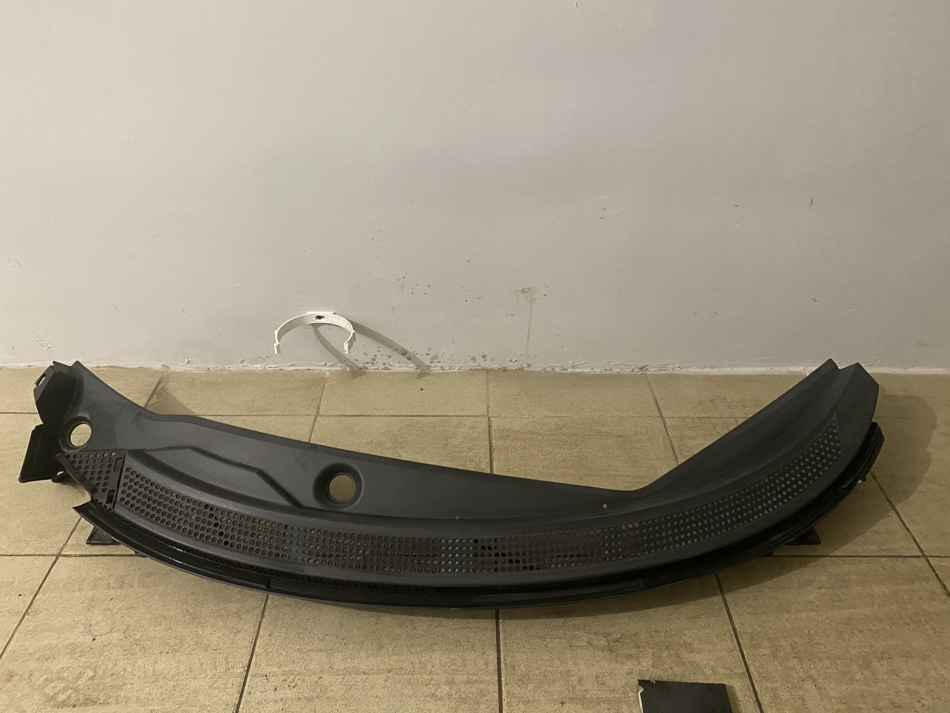 Покраска жабо автомобиля, замена клипс — Honda CR-Z, 1,5 л, 2010 года ...