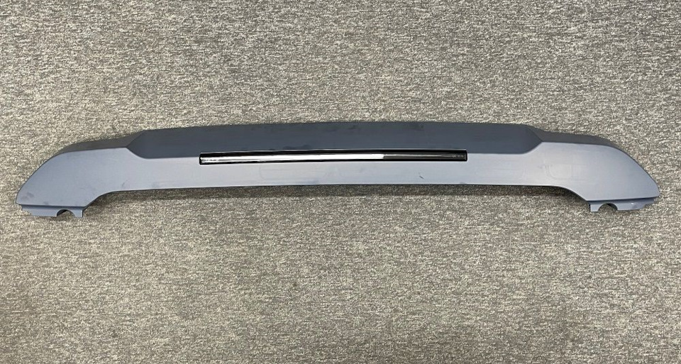 Задний спойлер | Land Rover Defender | LR131685 — United Spare Parts ...