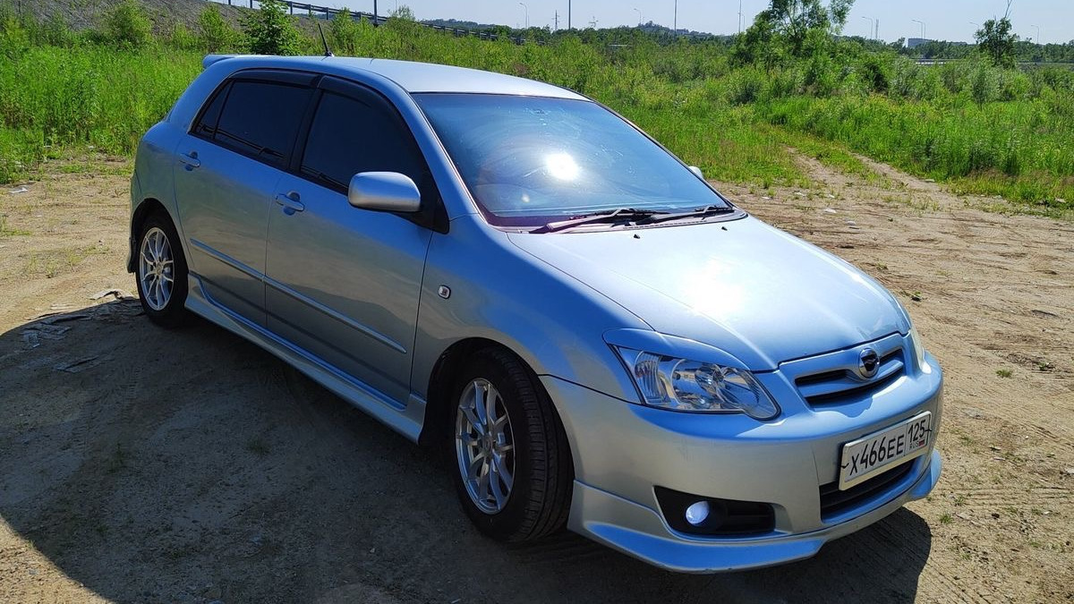 Toyota Corolla Runx 1 5 бензиновый 2004 Семейная на Drive2
