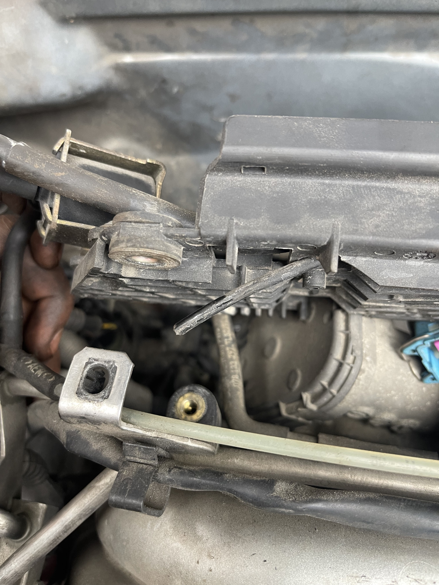 Система ВГК и вакуумная система 2,8 ATQ — Volkswagen Passat B5, 2,8 л ...