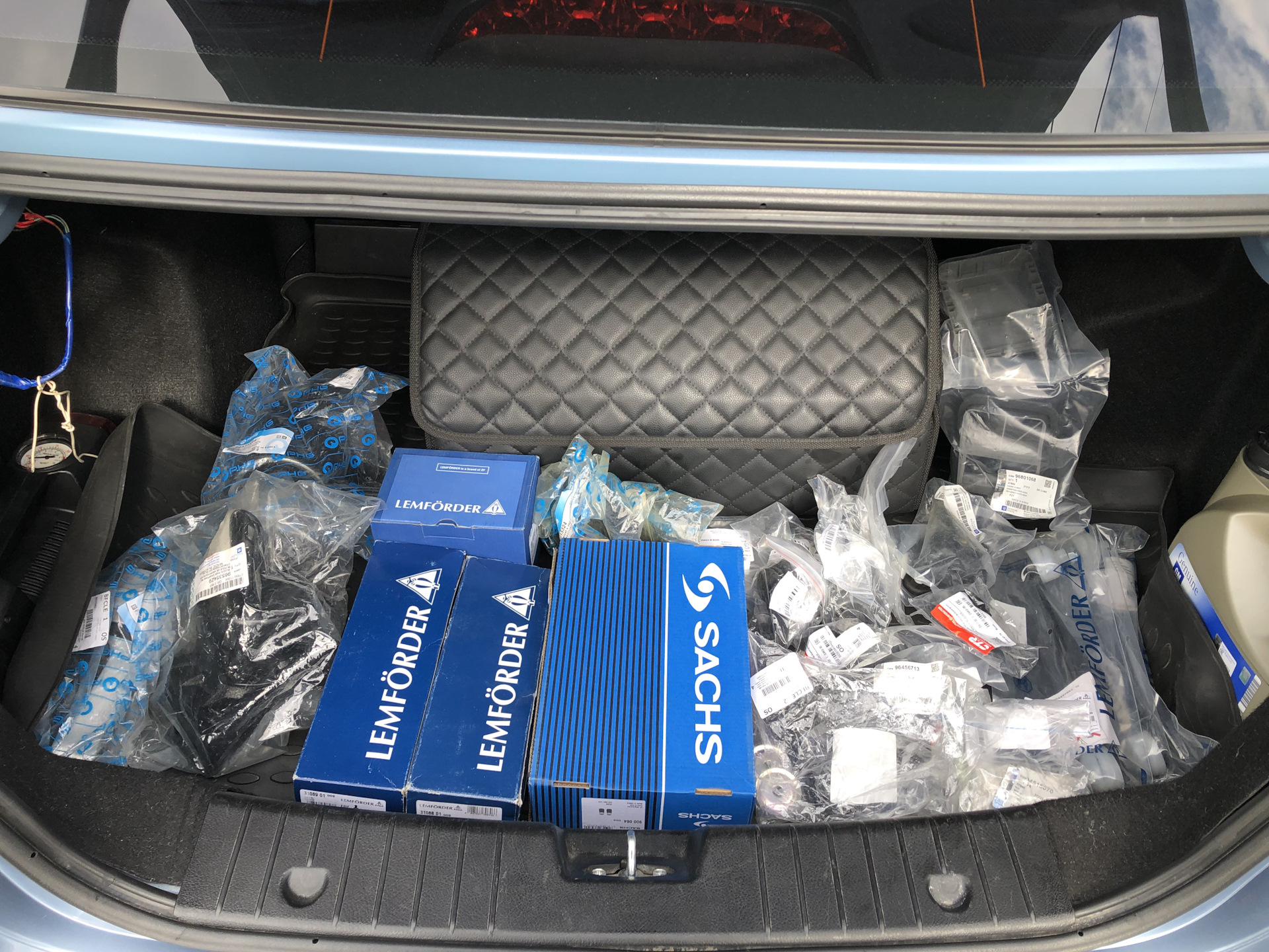 Подвеска. Стойки, опоры, с/блоки, втулки, наконечники — Chevrolet Aveo ...