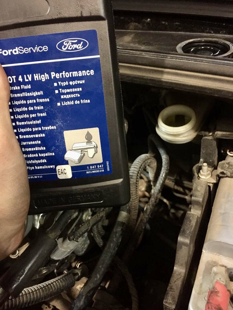 1847947 Жидкость тормозная DOT4 1л High Performance Ford | Запчасти на ...
