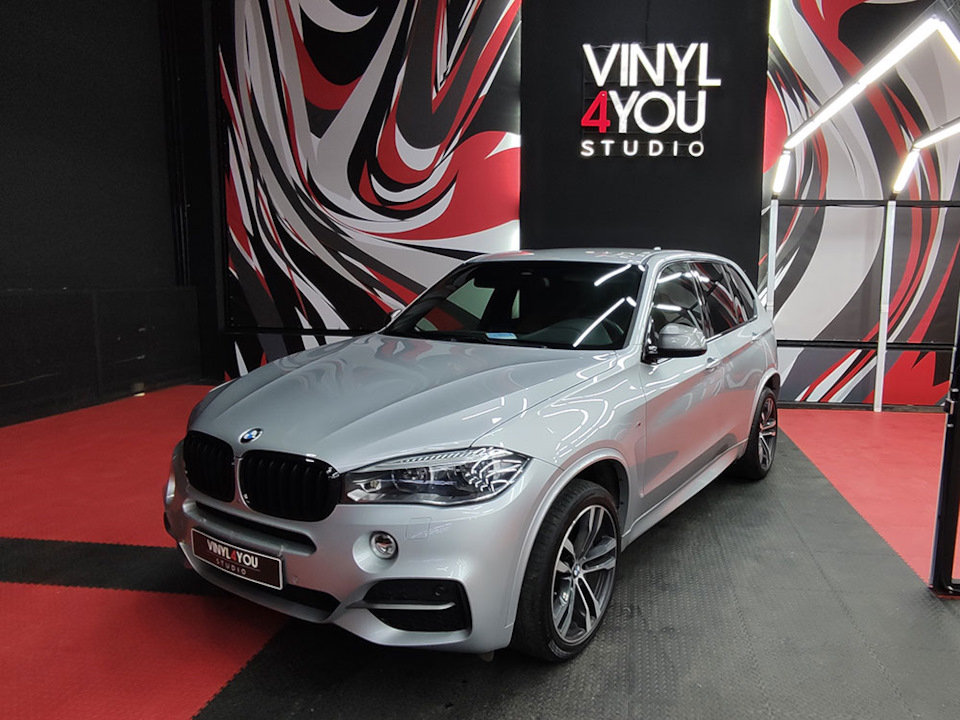 Защитили BMW пленкой Spectroll PPF III — VINYL4YOU на DRIVE2