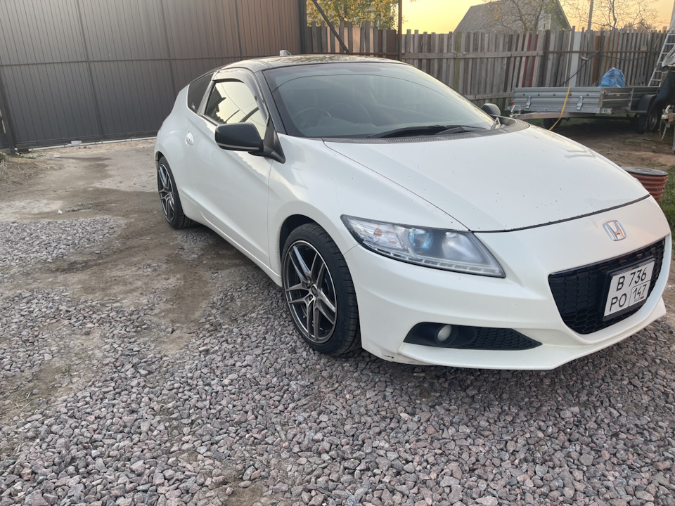 Лето на лето, на месте. — Honda CR-Z, 1,5 л, 2015 года | колёсные диски | DRIVE2