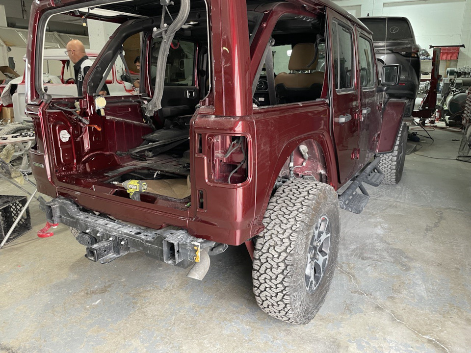 Виден свет в конце туннеля — Jeep Wrangler (JL), 3 л, 2021 года ...