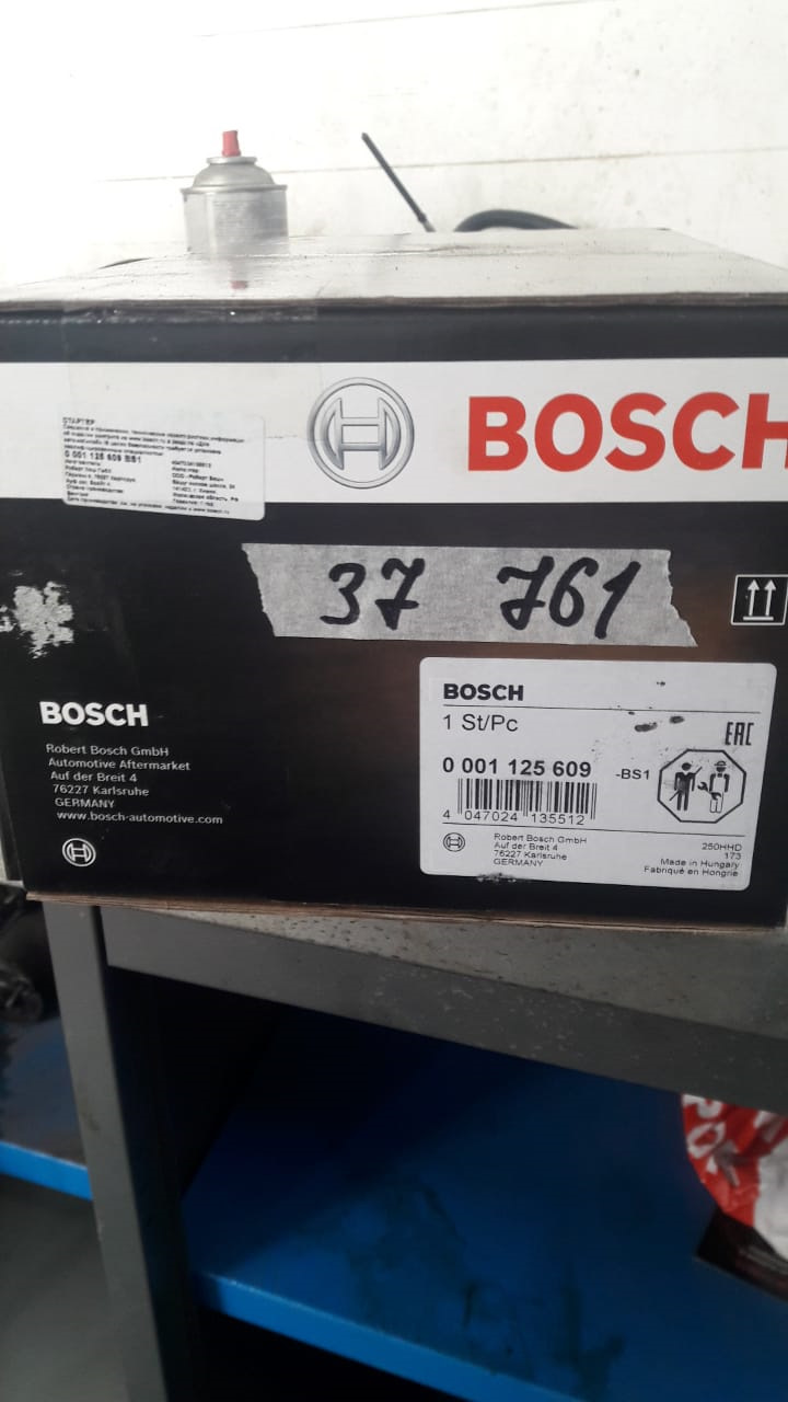 Замена стартера Audi Q7 3.0 TDi — Audi Q7 (1G), 3 л, 2007 года | визит ...