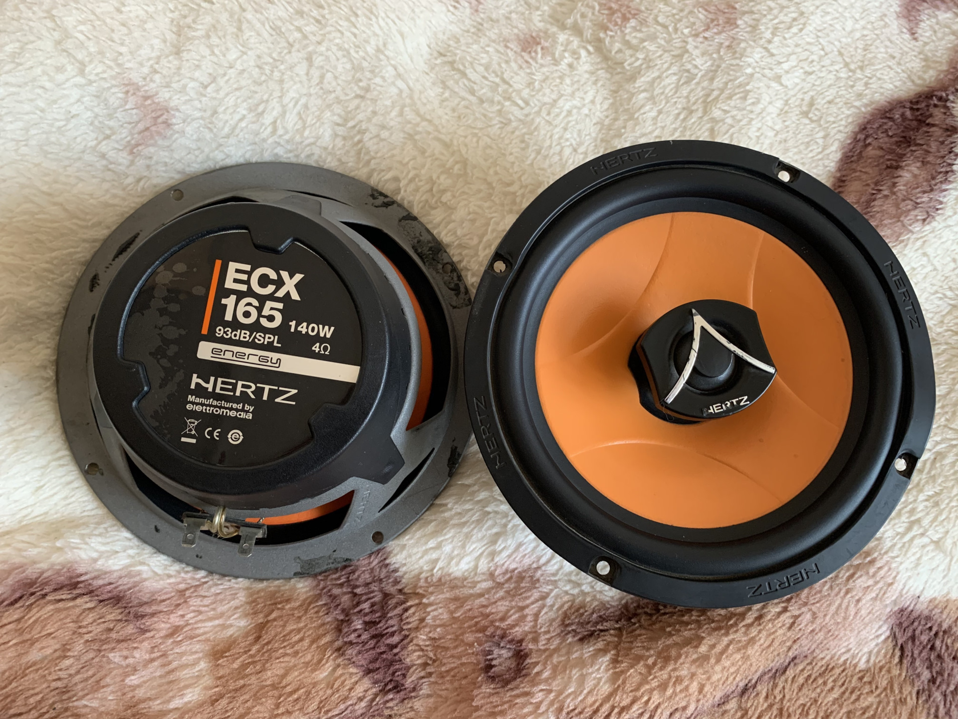 Автомагнитола Pioneer MVH-S120UBG+Акустика Hertz ECX 165.5 — Lada 21102, 1,5 л., 1999 года ...