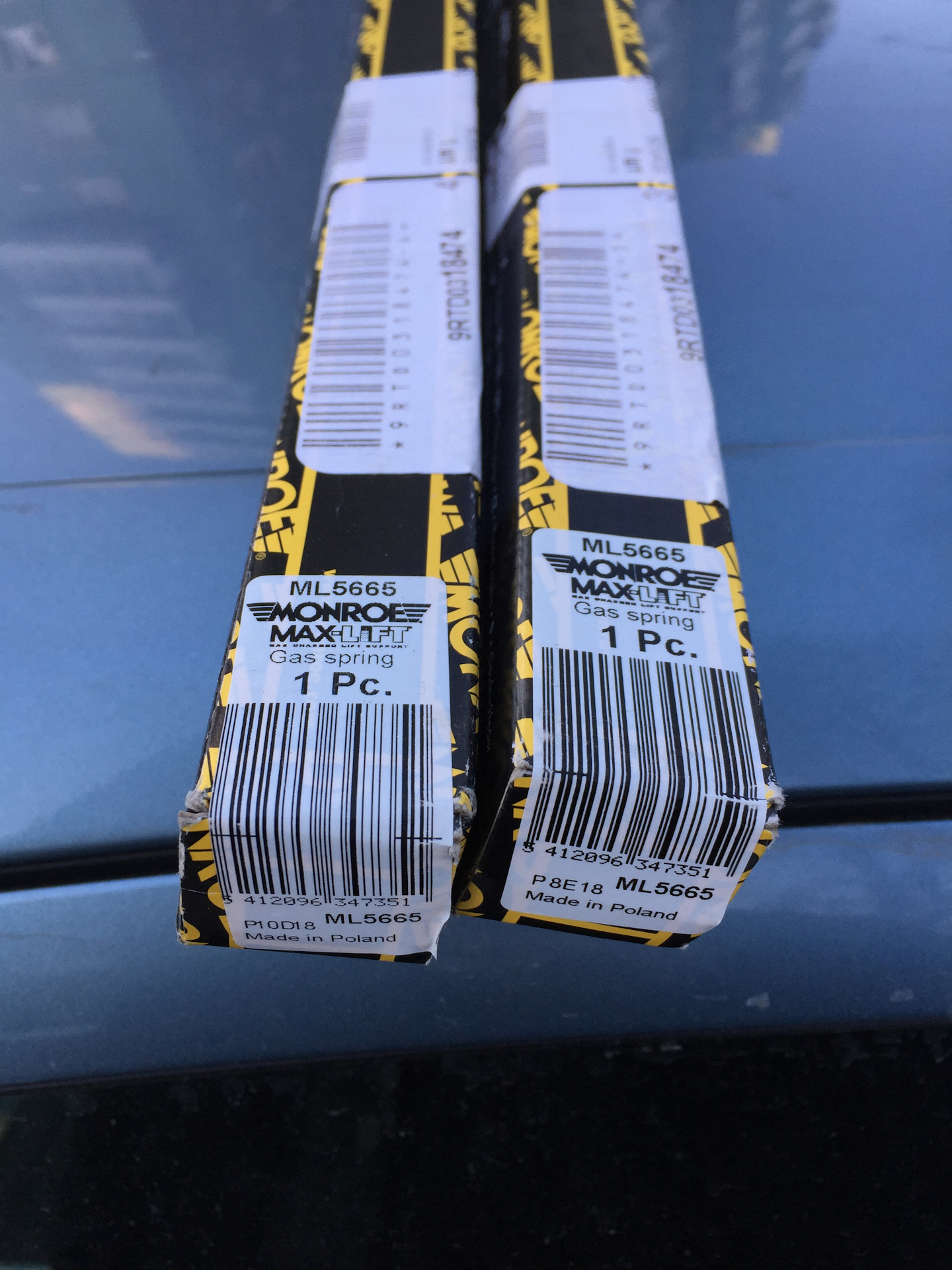 Замена свечей и амортизаторов крышки багажника — Skoda Octavia A5 Mk2 ...