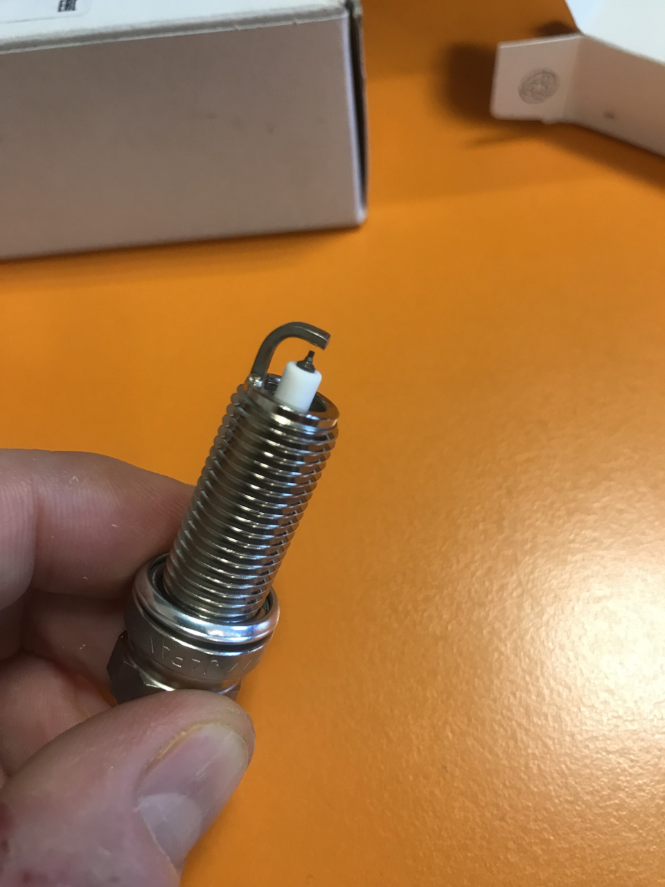 Свечи PSA 5960L5 — BMW 1 series (F20), 1,6 л, 2013 года | плановое ТО ...