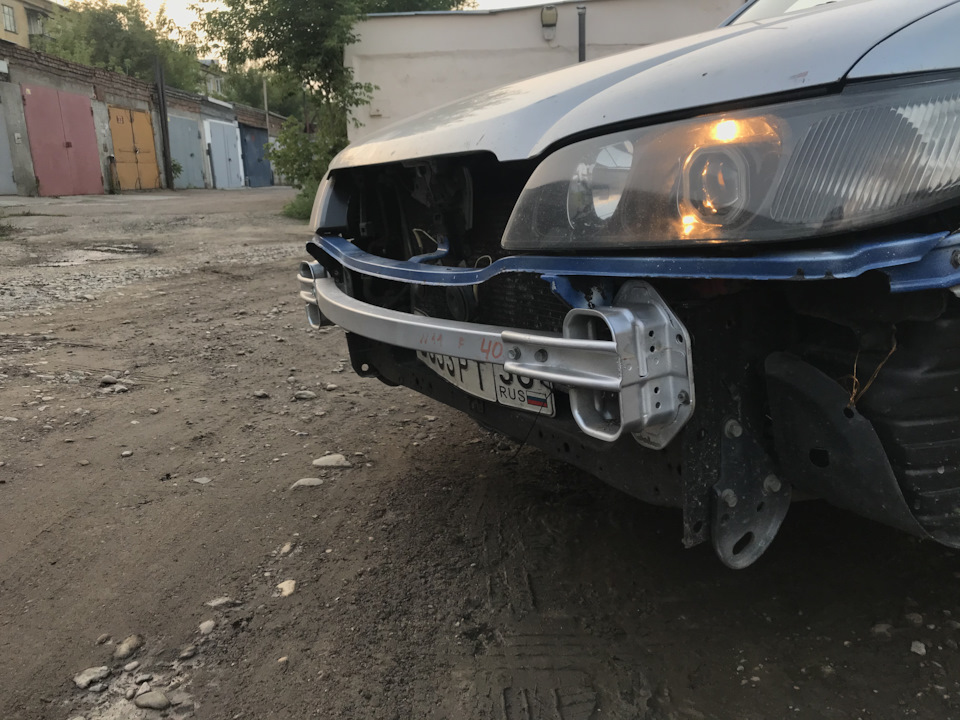 44.Усилитель лонжеронов. — Nissan Expert (W11), 1,8 л, 2001 года ...