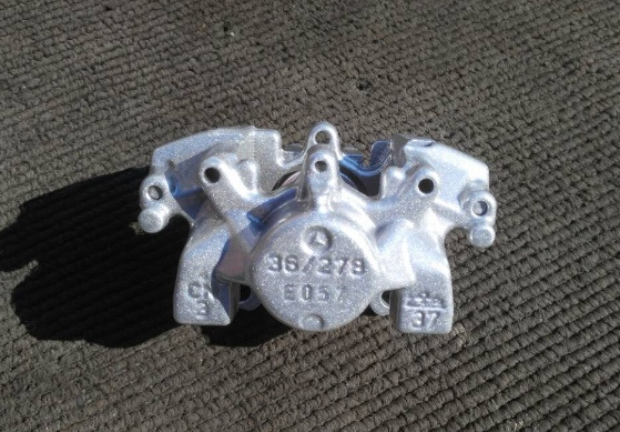 Поменял задние тормозные диски — Ford Kuga (1G), 2,5 л, 2010 года ...