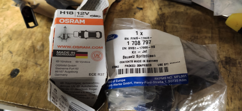 Замена форсунок омывателя лобового, ламп ближнего света — Ford Focus ...