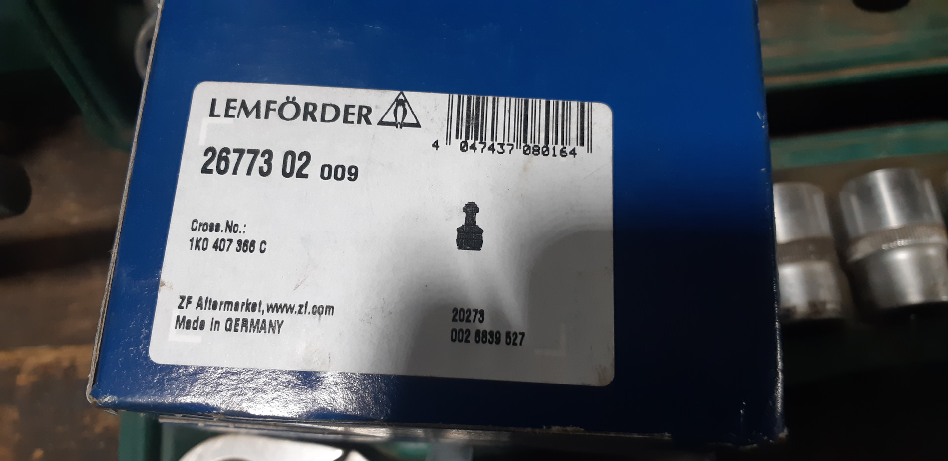 Замена передних амортизаторов и пружин — Volkswagen Tiguan (1G), 2 л ...