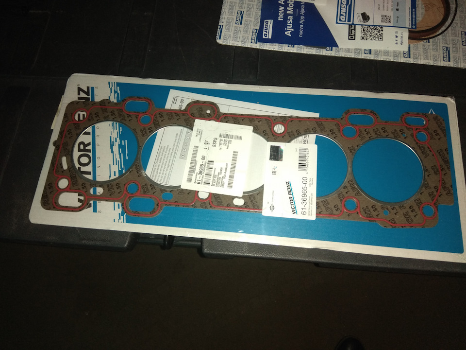 Запчасти на ДВС — Volvo XC90 (1G), 2,5 л, 2010 года | запчасти | DRIVE2