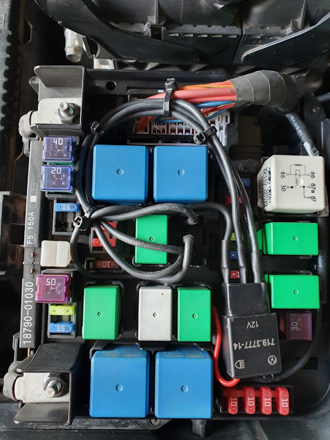 1879001030 КОМПЛЕКТ ПРЕДОХРАНИТЕЛЕЙ 4ШТ (40А, 50А, 20А, 30А) KIA ...