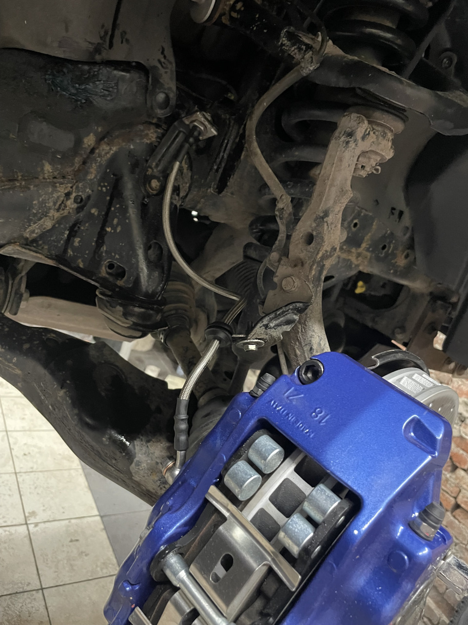 Замена тормозной системы — Toyota Land Cruiser Prado 150-series, 2,8 л ...