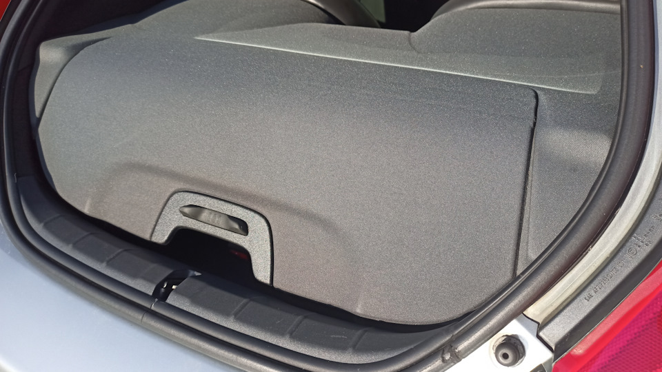 #Жёсткая полка — Volvo C30, 2,5 л, 2008 года | аксессуары | DRIVE2