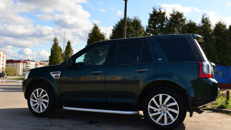 Land Rover Freelander 2 2.2 дизельный 2012 | TD4 HSE 2.2 Galway Green ...