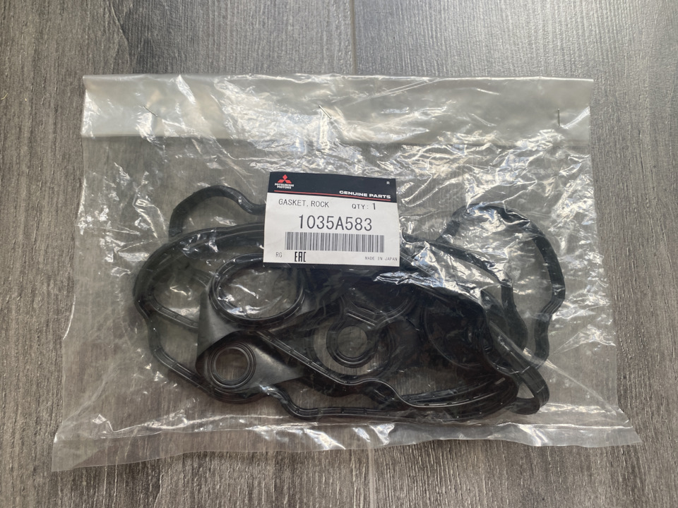 Замена прокладки клапанной крышки — Mitsubishi Lancer X, 1,8 л, 2008 ...