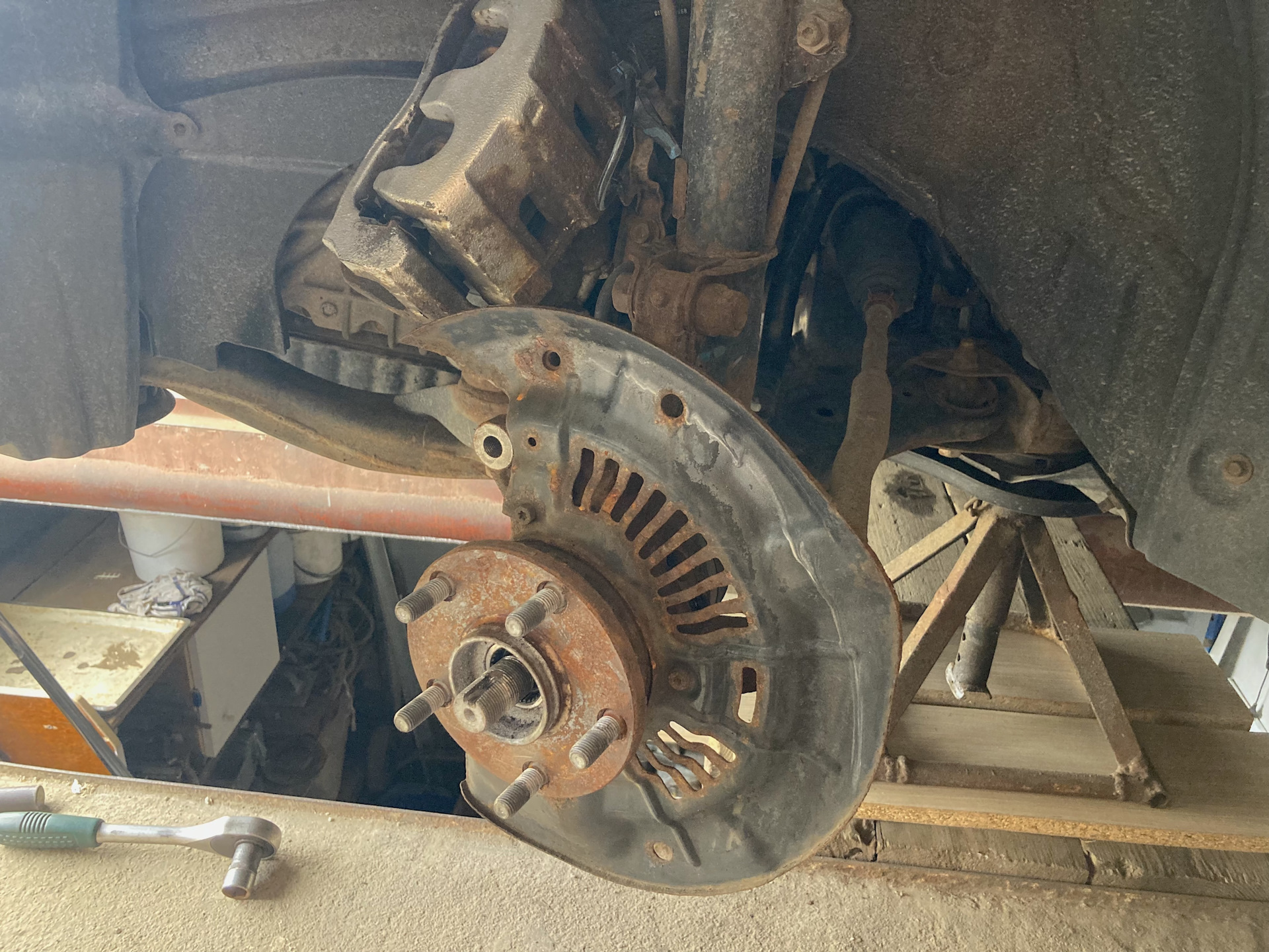 Замена ступичного подшипника — Venza — Toyota Venza (1G), 3,5 л, 2010 ...