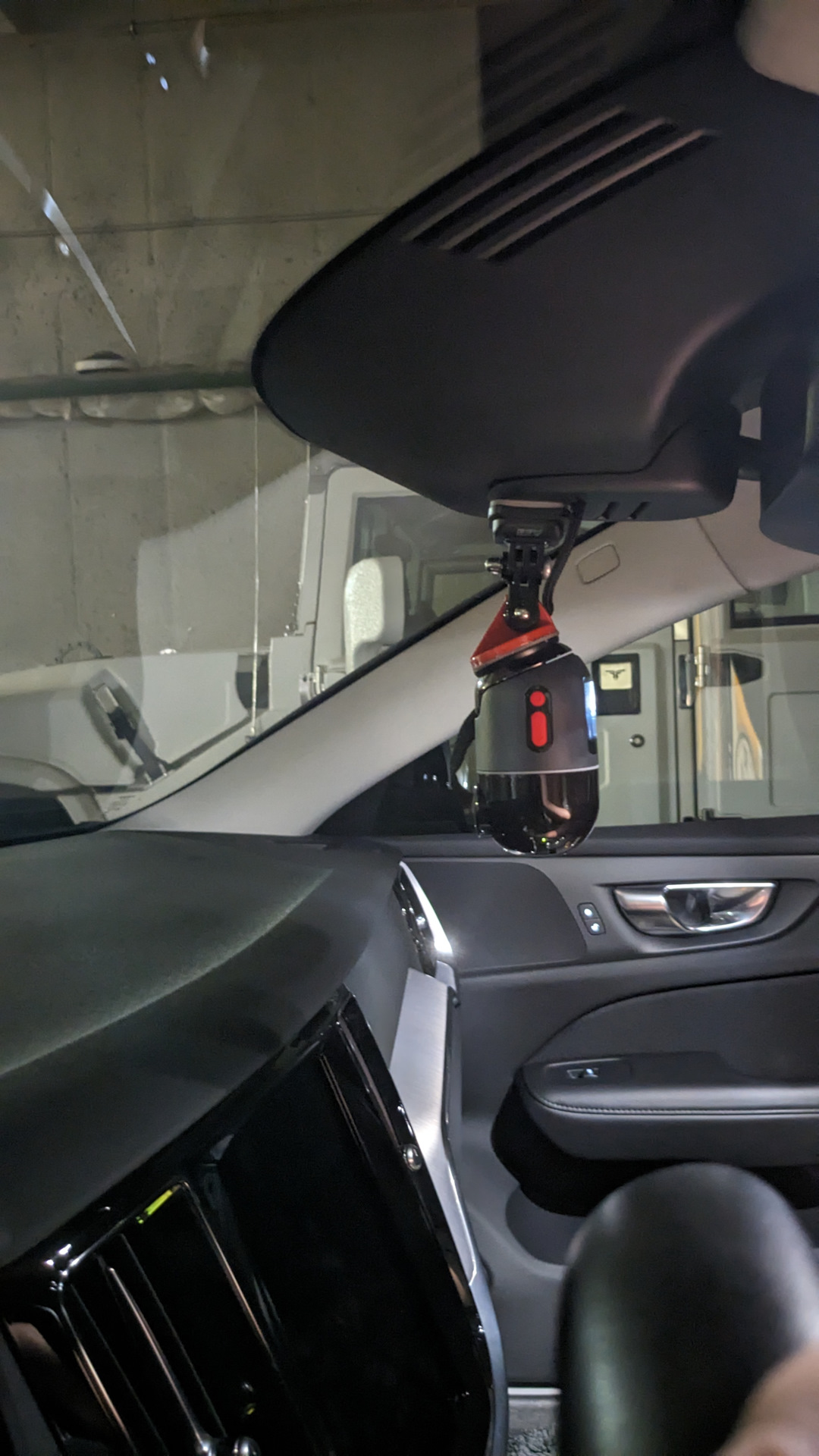 70mai dash cam Omni X200 — Volvo V60 Cross Country (2G), 2 л, 2021 года ...