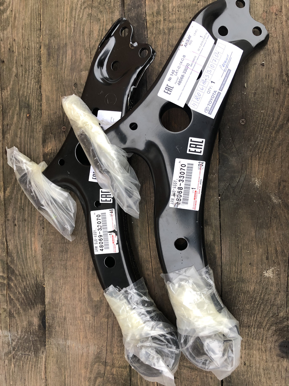 4806833070 Рычаг подвески TOYOTA LEXUS | Запчасти на DRIVE2