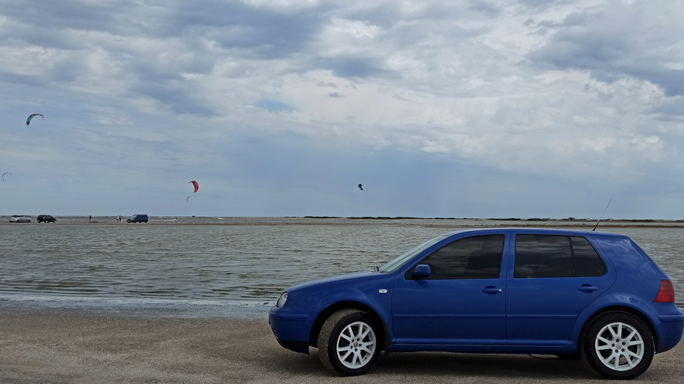 POLICE 2 — Volkswagen Golf Mk4, 1,6 л, 1999 года | просто так | DRIVE2