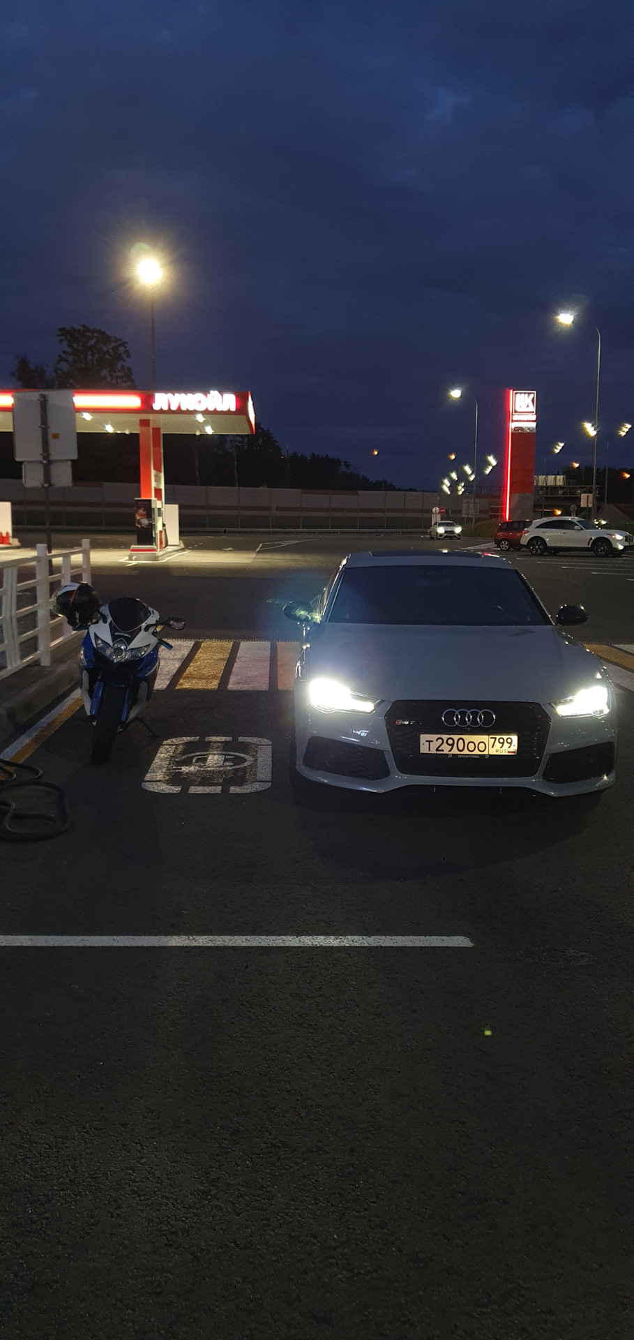13) rs7 7F st2 vs gsx-R 750сс /150hp — Audi RS7 (C7), 4 л, 2015 года ...