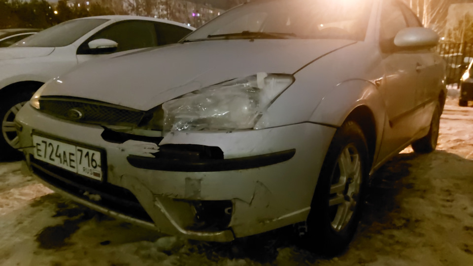 Тюнингованные фары на фф1 — Ford Focus Sedan I, 1,8 л, 2004 года ...