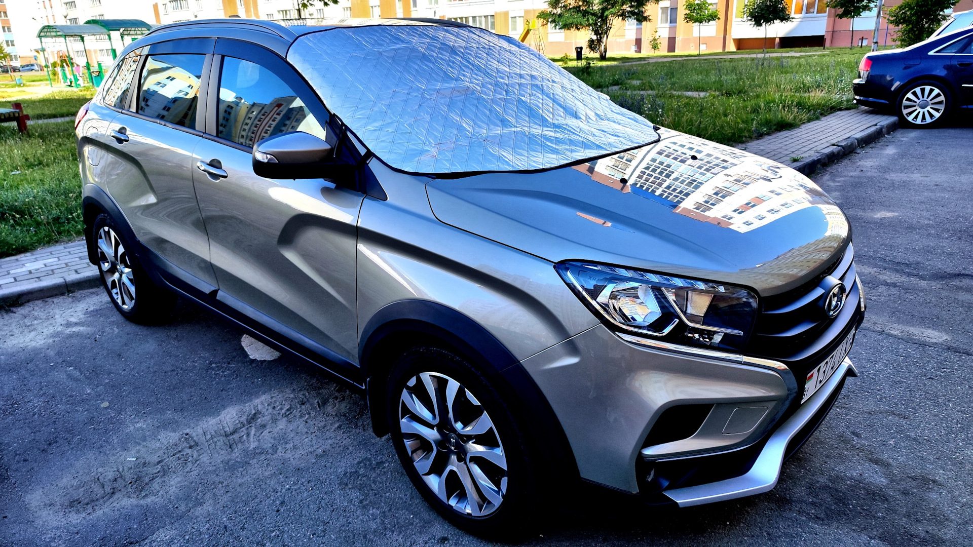 248.Накидка на лобовое стекло для Lada Xray Cross — Lada XRAY Cross, 1,8 л, 2019 года ...