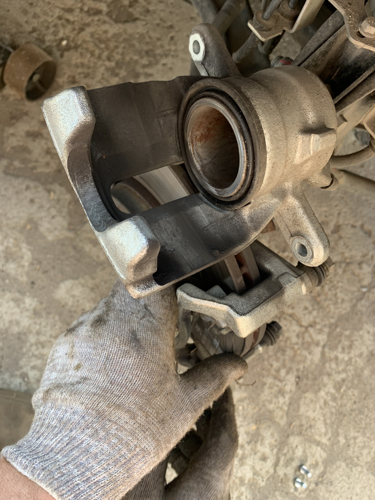 Передние/задние колодки xray cross — Lada XRAY Cross, 1,6 л, 2020 года ...