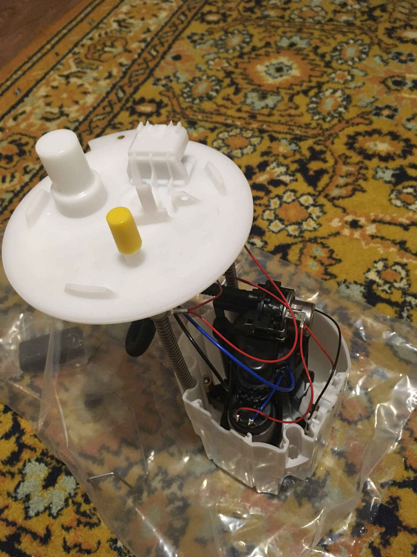 Замена топливного модуля часть 1 — Chevrolet Cruze Hatchback, 1,8 л ...