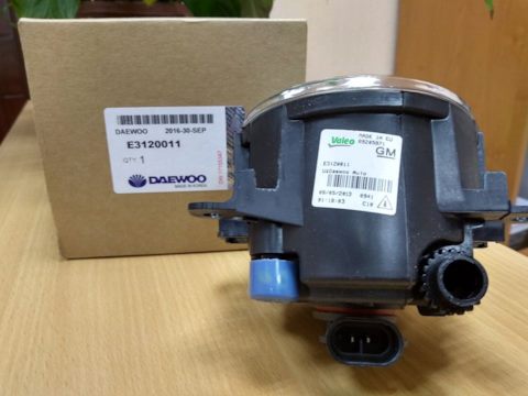 E3120011 Фара п/туман Nexia с 08г N-150 (тюнинг) прав черная (Valeo ...