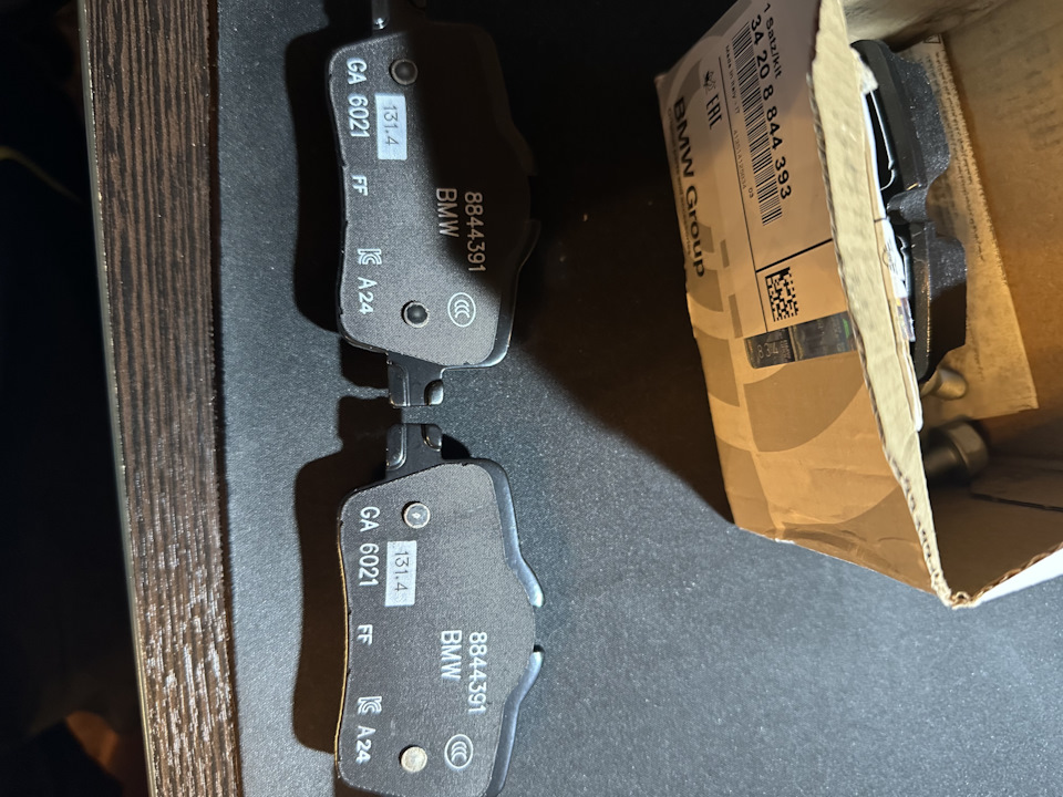 Замена задних колодок + диагностика подушек — BMW 3 series (G20), 2 л ...