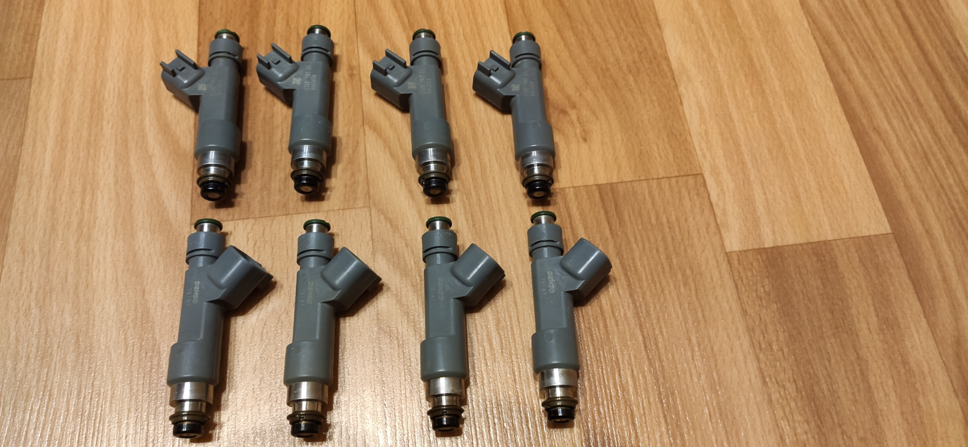 Переуплотнения клапанных крышек. — Volvo XC90 (1G), 4,4 л, 2007 года ...