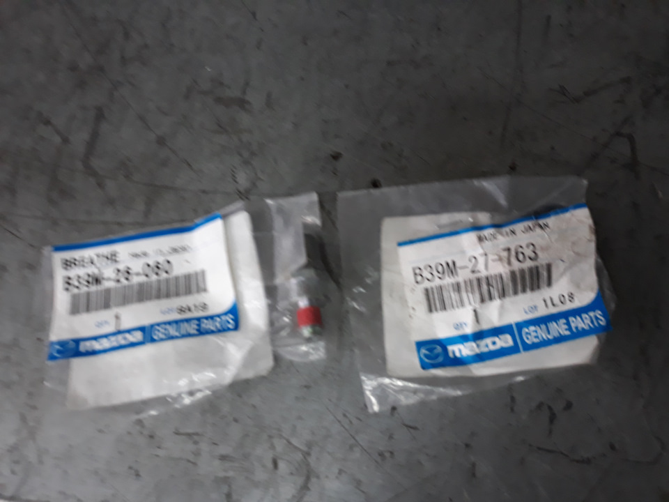 замена сапуна редуктора СХ-7 — Mazda CX-7, 2,3 л, 2007 года | визит на ...