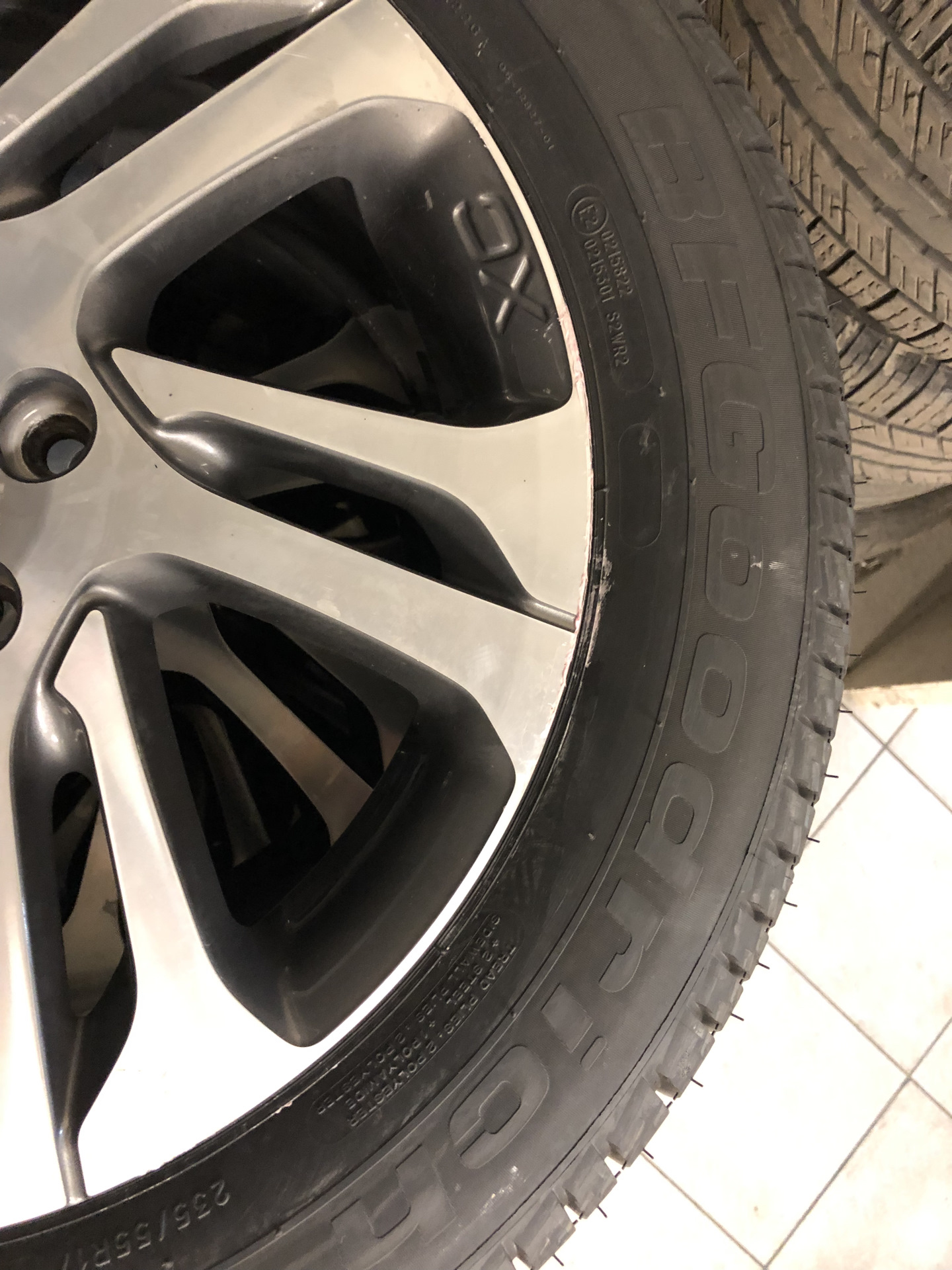 Ржавчина под молдингом у стекла — Mitsubishi Lancer IX, 1,6 л, 2006 ...