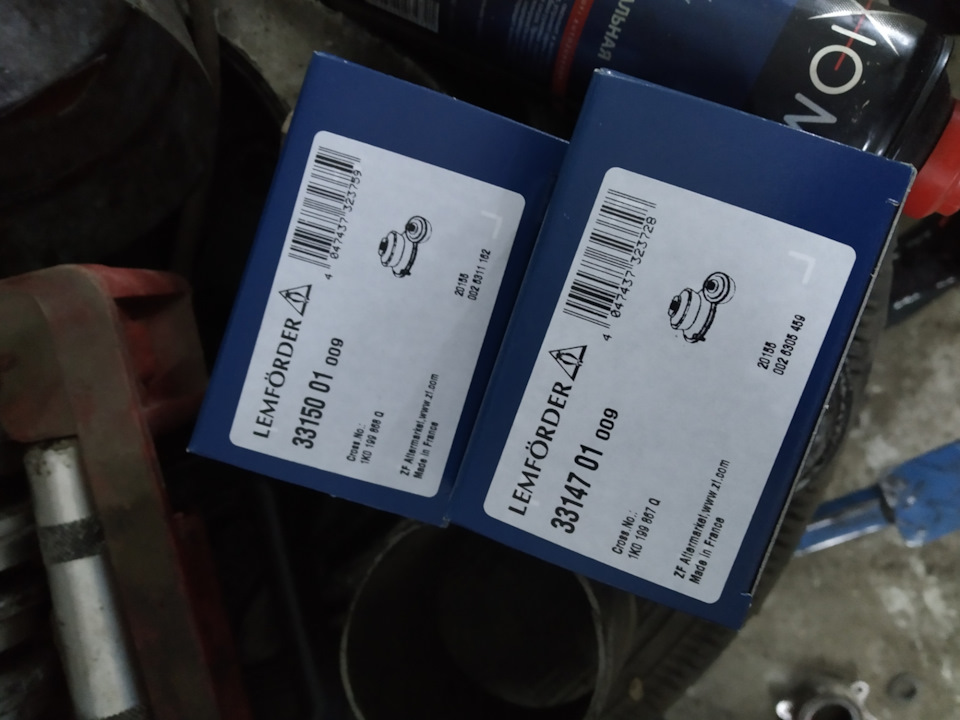 Замена сайлентблоков передних рычагов и нижней опоры двигателя — Skoda ...