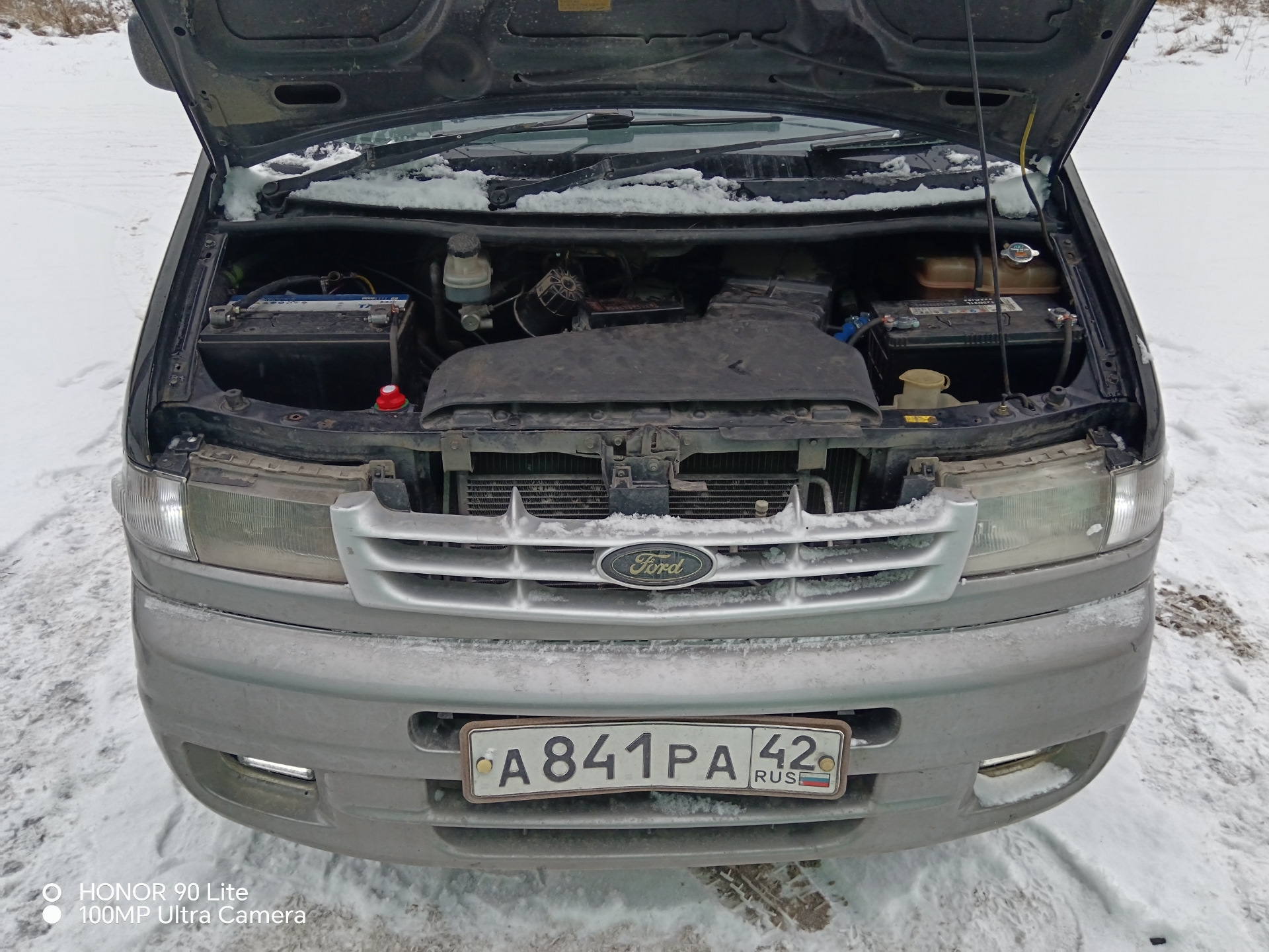Два АКБ на мазда бонга френди — Mazda Bongo Friendee, 2,5 л, 1997 года ...