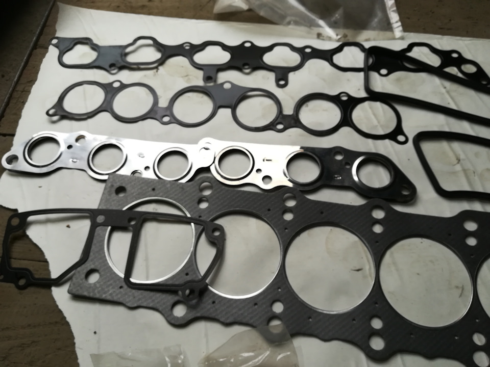 Ремкомплект двс — Toyota Crown (S140), 2,5 л, 1994 года | запчасти | DRIVE2