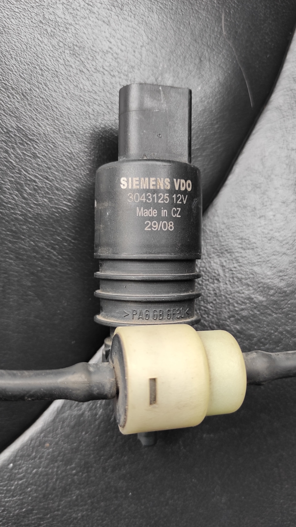 3043125 Насос бачка стеклоомывателя Peugeot Citroen | Запчасти на DRIVE2