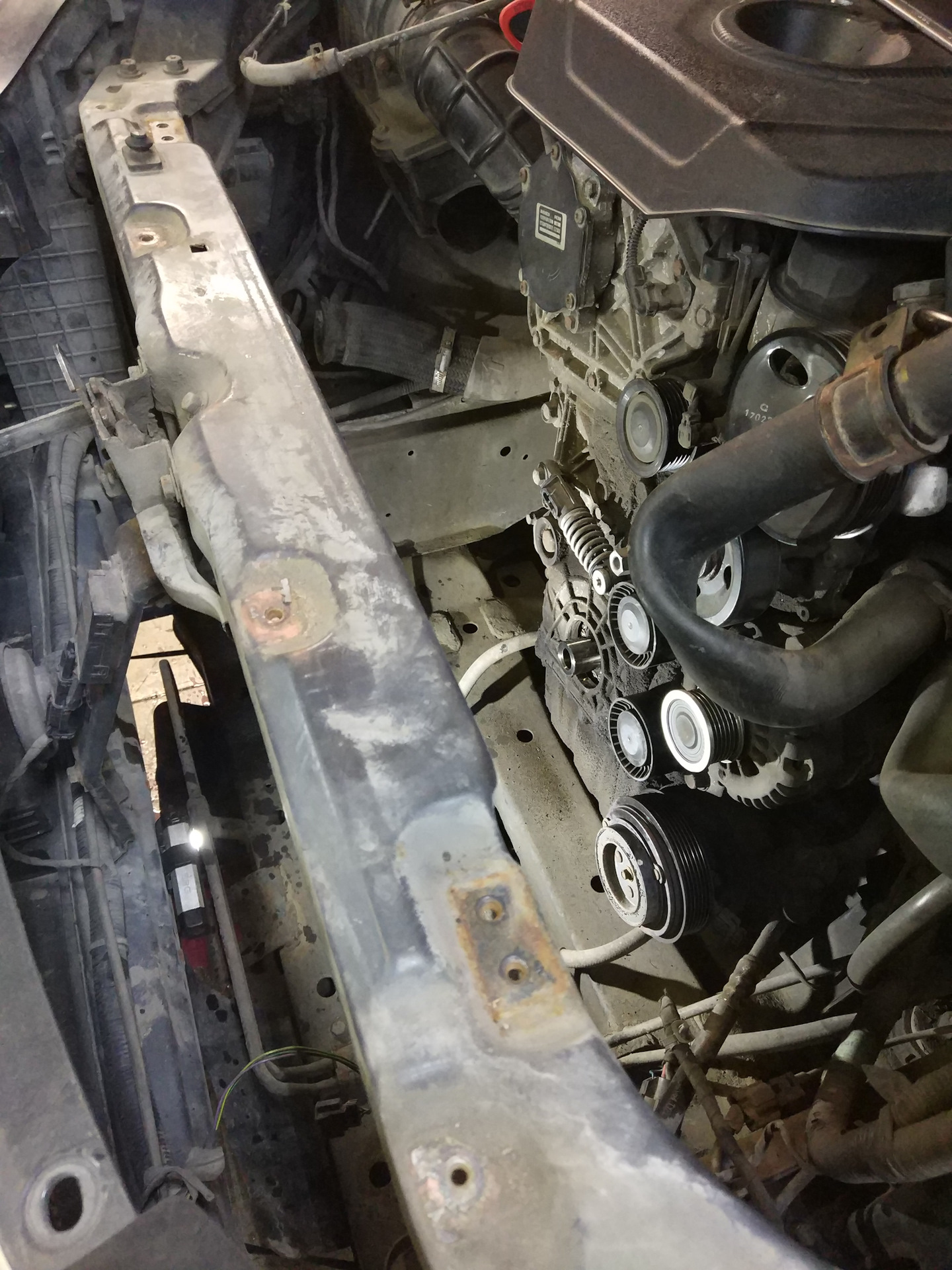 Замена Шкифа каленвала и сальника.(Ставик).(202т.км) — SsangYong Stavic ...