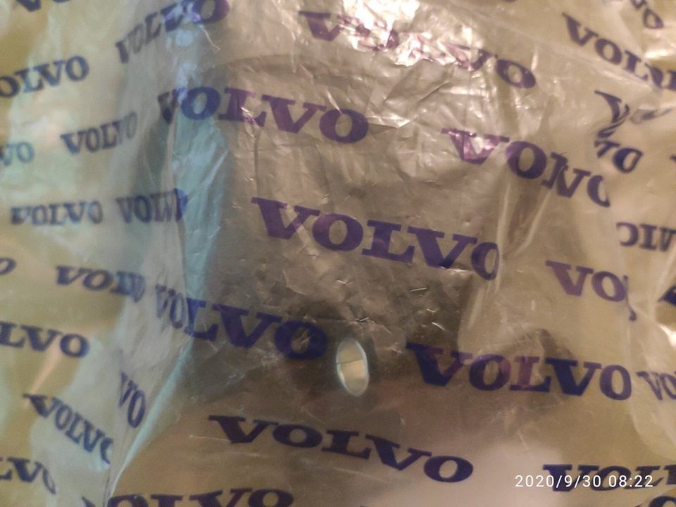 8692211 Маслоотделитель S60,80, XC70,90 Volvo | Запчасти на DRIVE2