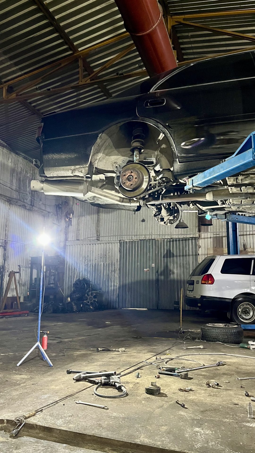 Задние плавающие и сайлентблоки рычагов — Toyota Chaser (100), 2,5 л ...