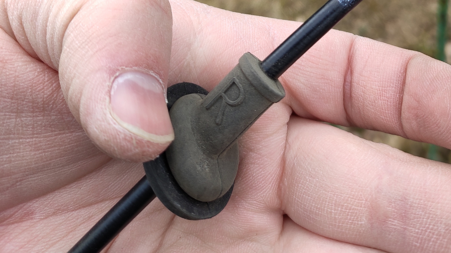 Замена троса открывания капота — Chevrolet Lacetti SW, 1,6 л, 2012 года ...